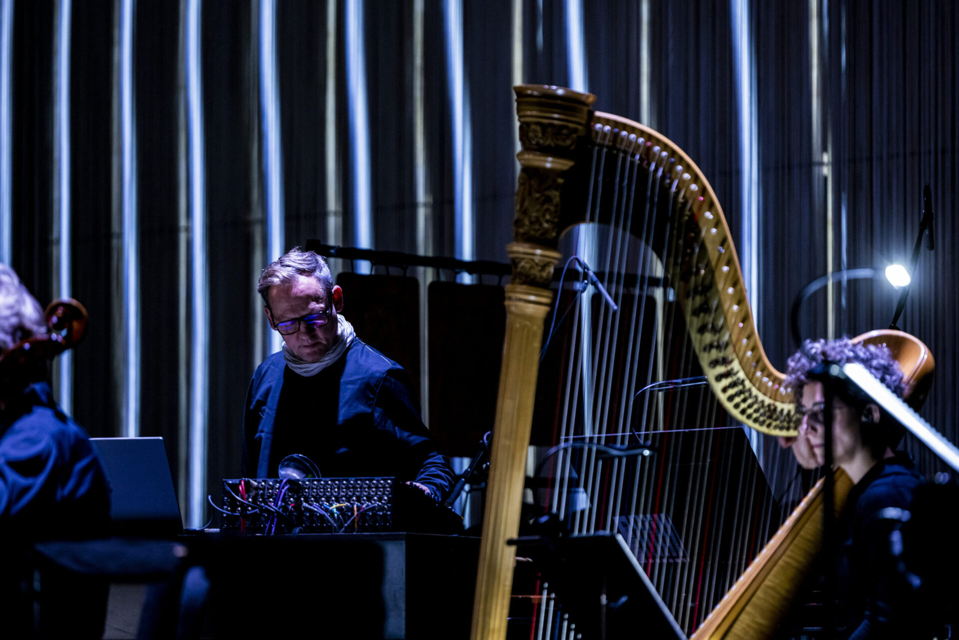 Ensemble modern speelt Alva Noto - De Nieuwe Muze